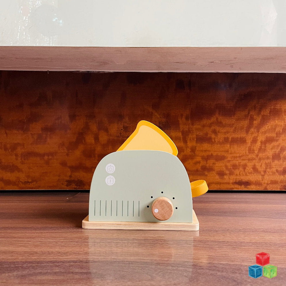 Open Ended Little Chef's Toaster Set -6 Pieces — Toycra